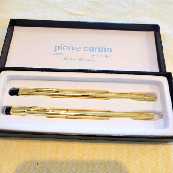 Pierre Cardin | Office | Vintage Pierre Cardin Gold Plated Pen And ...